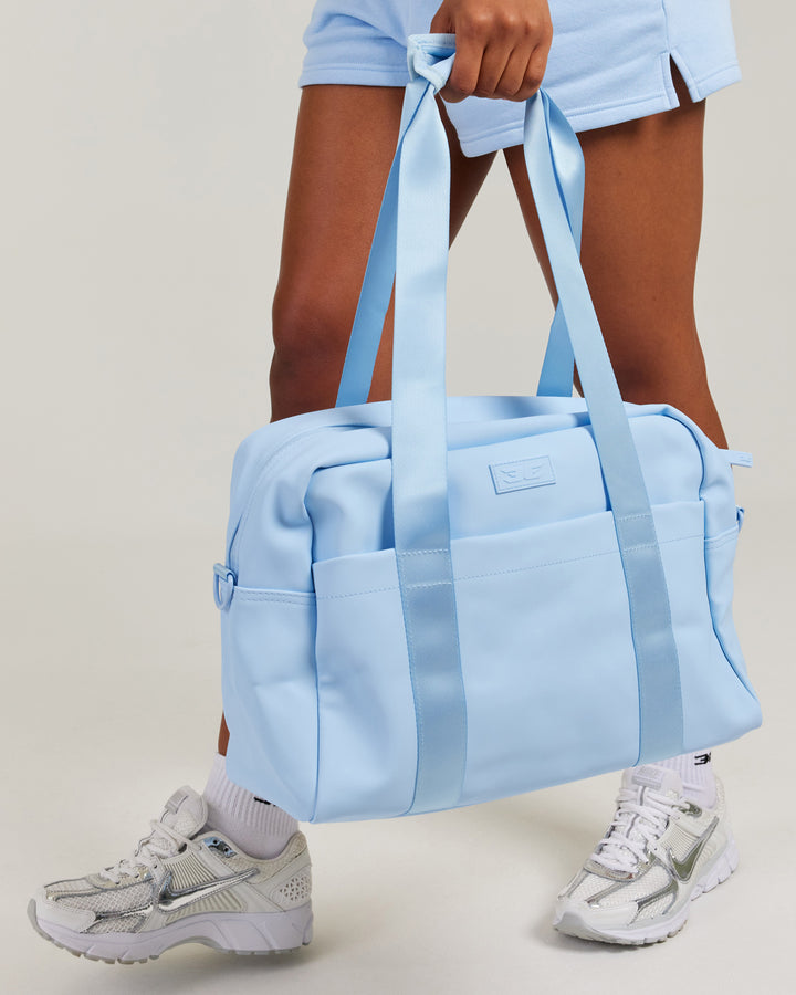 Regular Essentials Bag - Light Blue – Elite Eleven