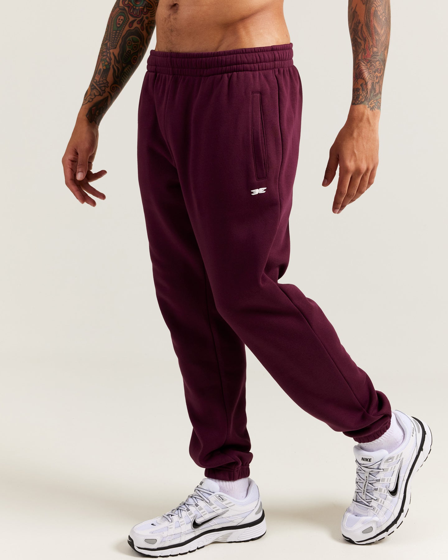 Omni Jogger - Cherry Cola – Elite Eleven