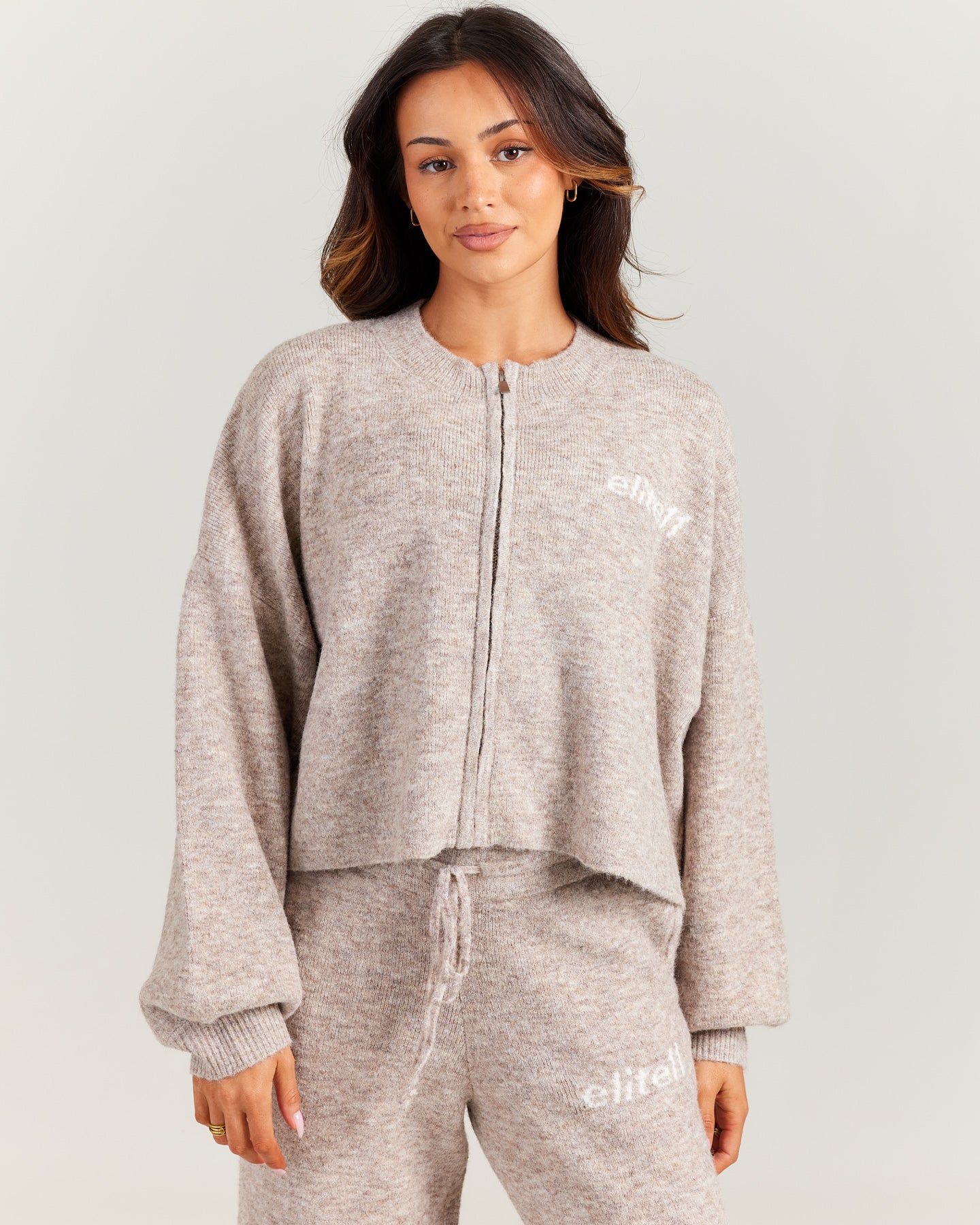 Elite 11 Knitted Zip Through - Taupe – Elite Eleven